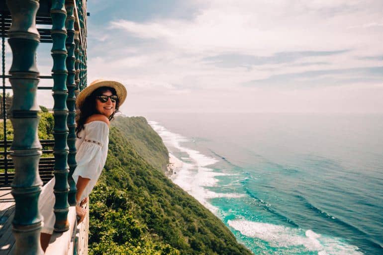 Uluwatu - Tempel, einsame Buchten und der schönste Infinity-Pool auf Bali